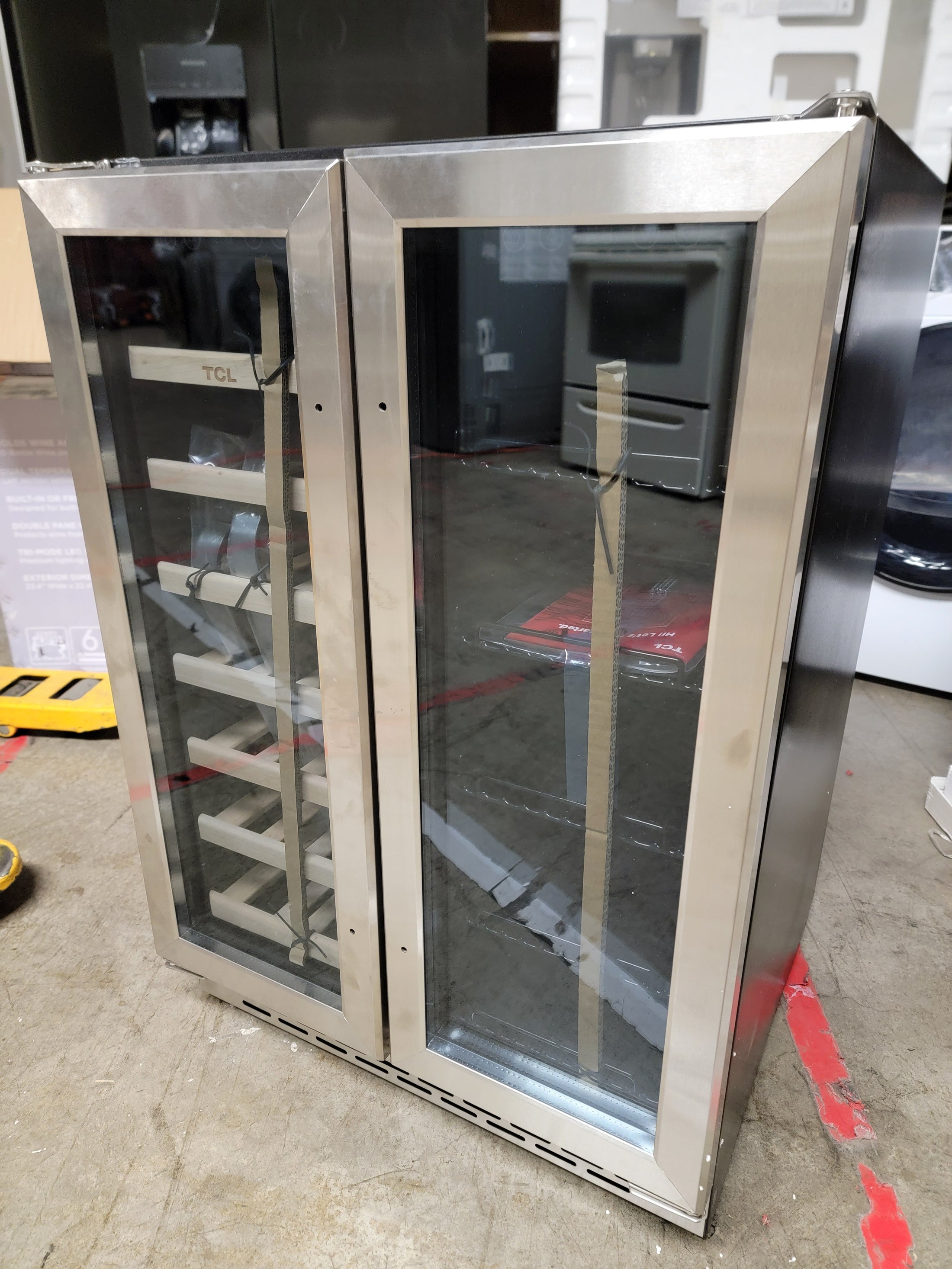 TCL 23.4-in W 20-Bottle Capacity Stainless Steel Wine Cooler - B422D ...