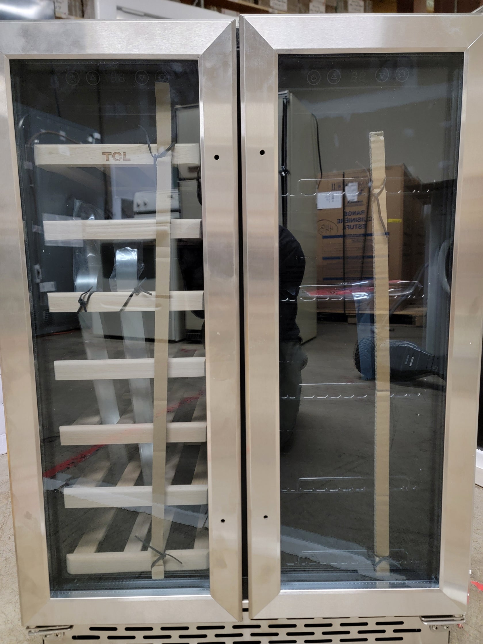 TCL 23.4-in W 20-Bottle Capacity Stainless Steel Wine Cooler - B422D ...